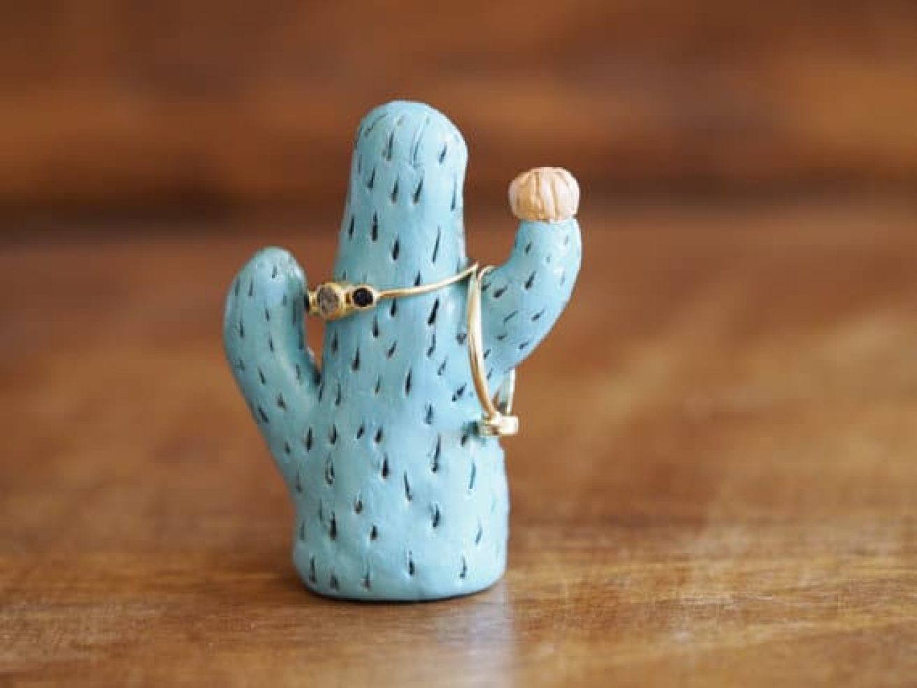 Trending: Cacti Jewelry Holders - COWGIRL Magazine
