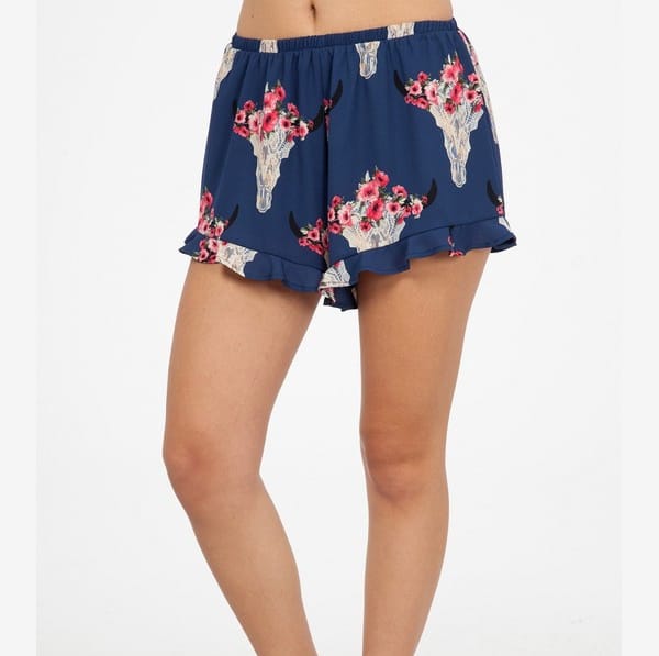 Bottoms Up To Southern Trends - COWGIRL Magazine