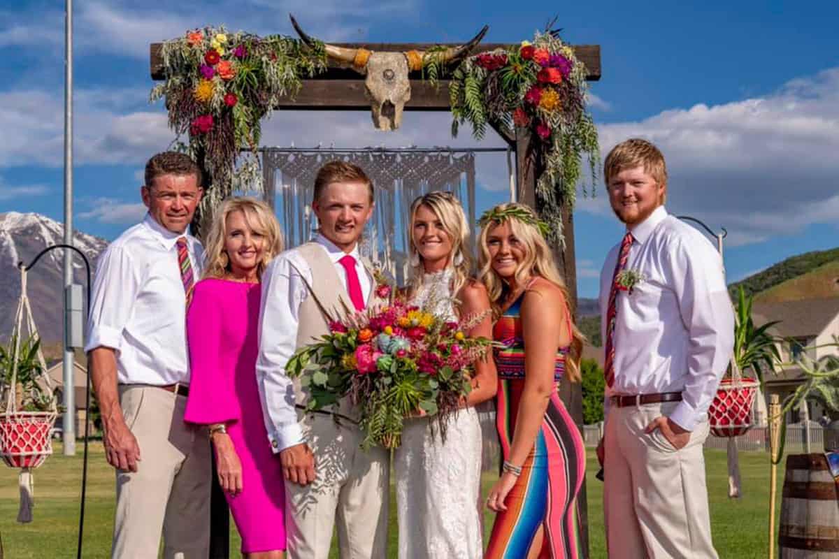 Savor This Beautiful Serape Wedding!