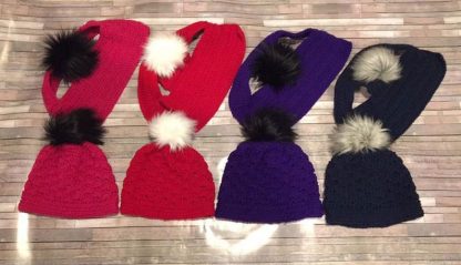 Pom Pom Bonnets For Your Horse - COWGIRL Magazine