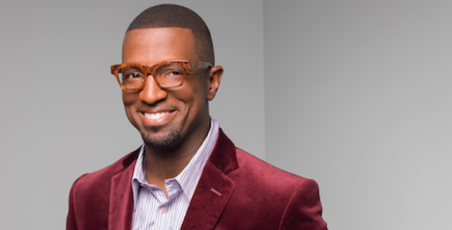 Video Exclusive: Rickey Smiley For Real